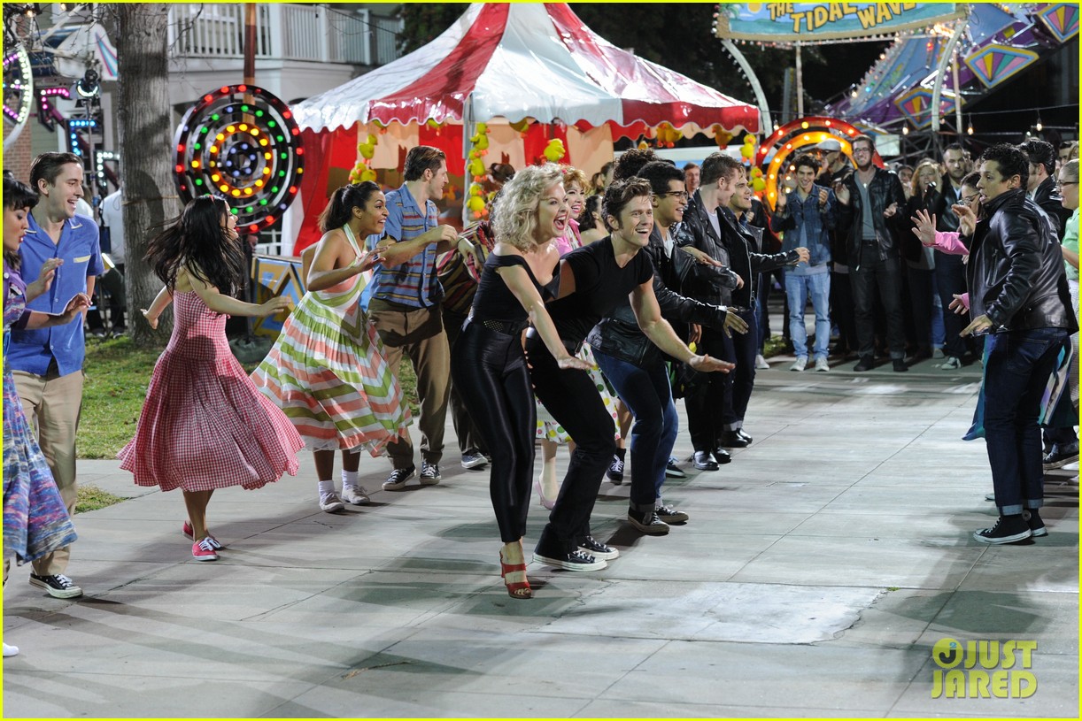 Grease: Live's Sandy: Julianne Hough Writes Sweet Note Before Tonight's ...