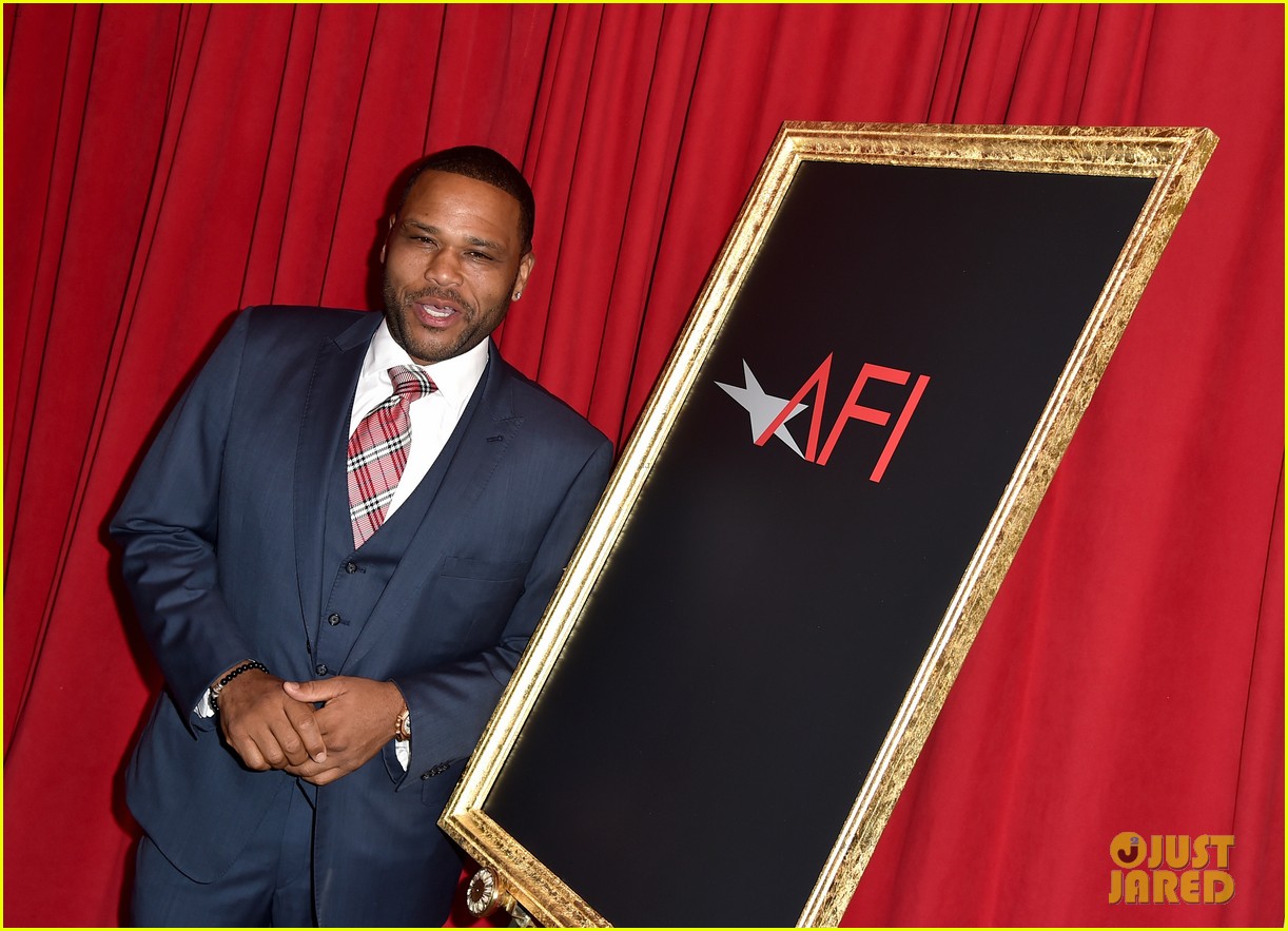 Rami Malek & 'Mr. Robot' Cast Celebrate at AFI Awards 2016: Photo ...