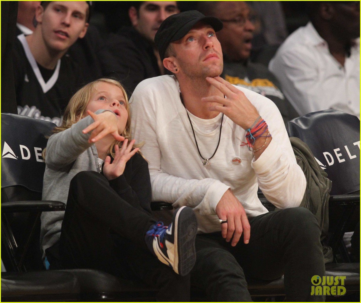 Chris Martin & Lookalike Son Moses Watch the Lakers Court Side!: Photo ...