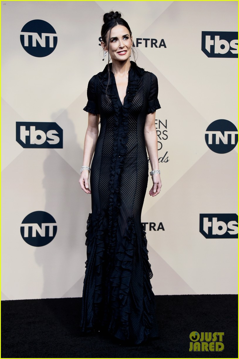 Demi Moore Wears a Totally Sheer Dress to SAG Awards 2016: Photo ...