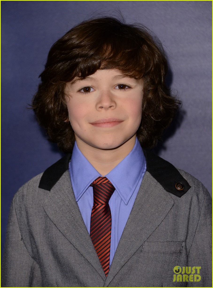 Chloe Moretz Gives Awesomeness TV Fans a First Look at 'The 5th Wave ...