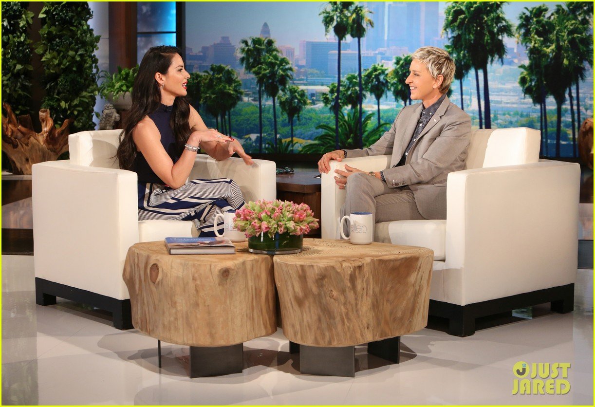 Olivia Munn Confirms Again That She's Not Engaged: Photo 3561093 ...