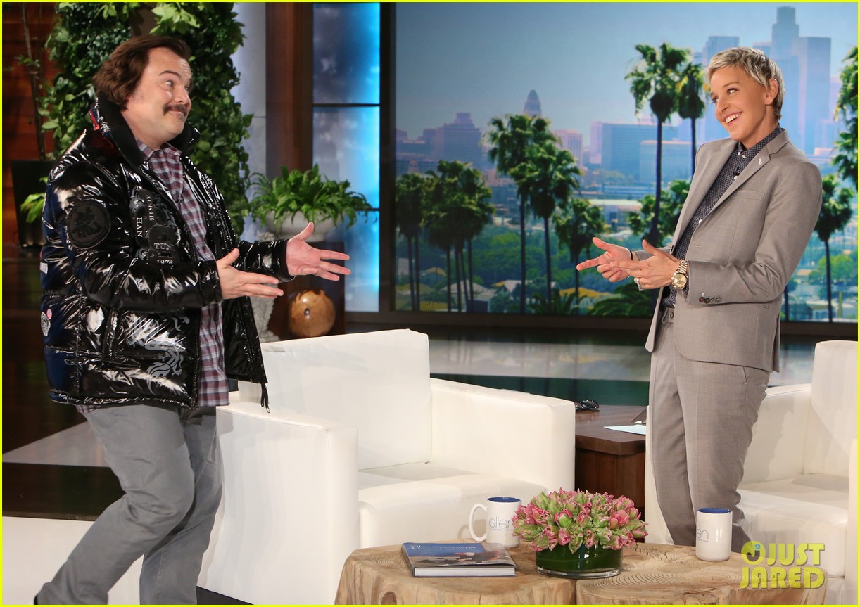 Olivia Munn Confirms Again That She's Not Engaged: Photo 3561097 ...