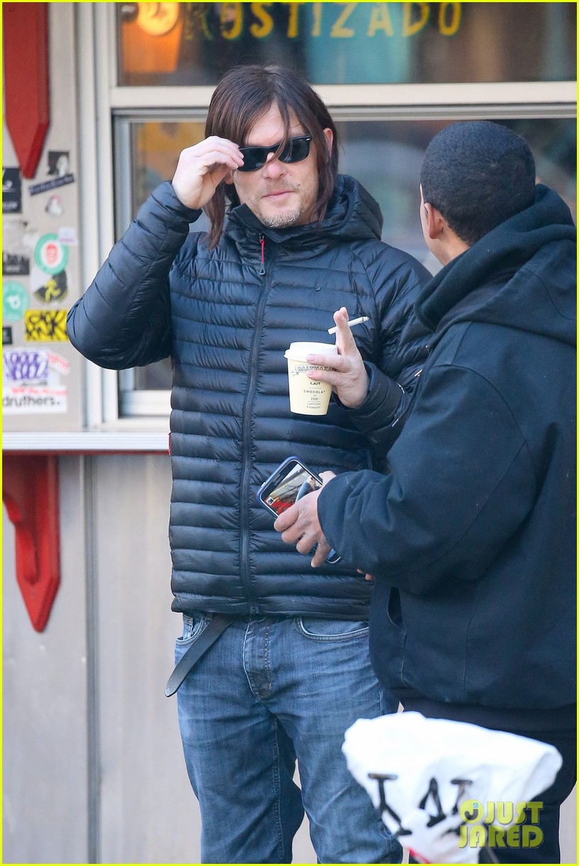 Norman Reedus Wants Seven Rihanna's Waiting in a Bath Tub for Him When ...