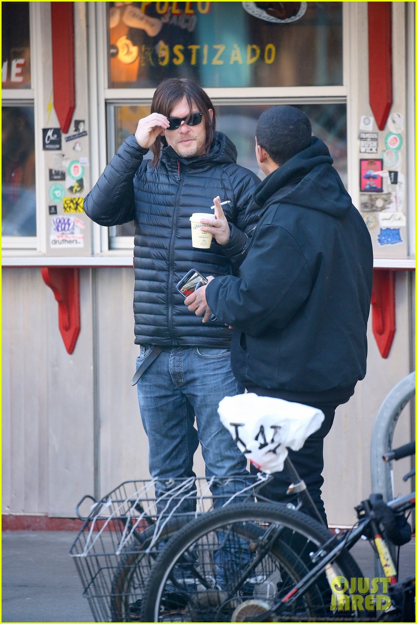 Norman Reedus Wants Seven Rihanna's Waiting in a Bath Tub for Him When ...