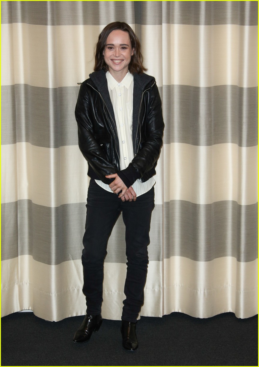 Ellen Page & Mia Farrow Bond Over Samantha Thomas' Puppy: Photo 3551913 ...