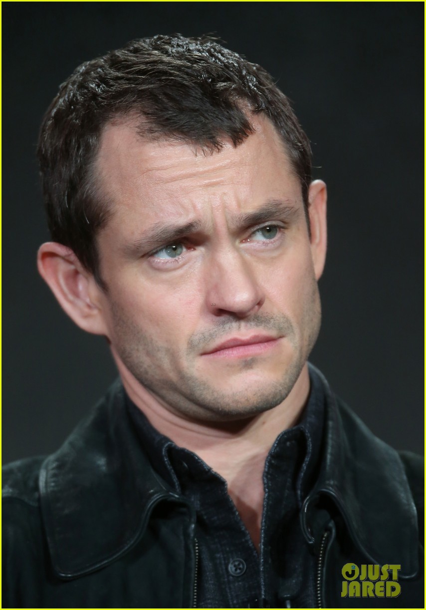 Aaron Paul & Michelle Monaghan Debut First 'The Path' Teaser!: Photo ...