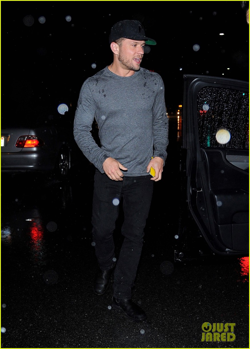 Ryan Phillippe Is 'Madly in Love' with Fiancee Paulina Slagter: Photo ...