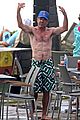 Dennis Quaid Goes Shirtless, Looks Incredibly Ripped at 61!: Photo ...