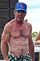 Dennis Quaid Goes Shirtless, Looks Incredibly Ripped at 61!: Photo ...