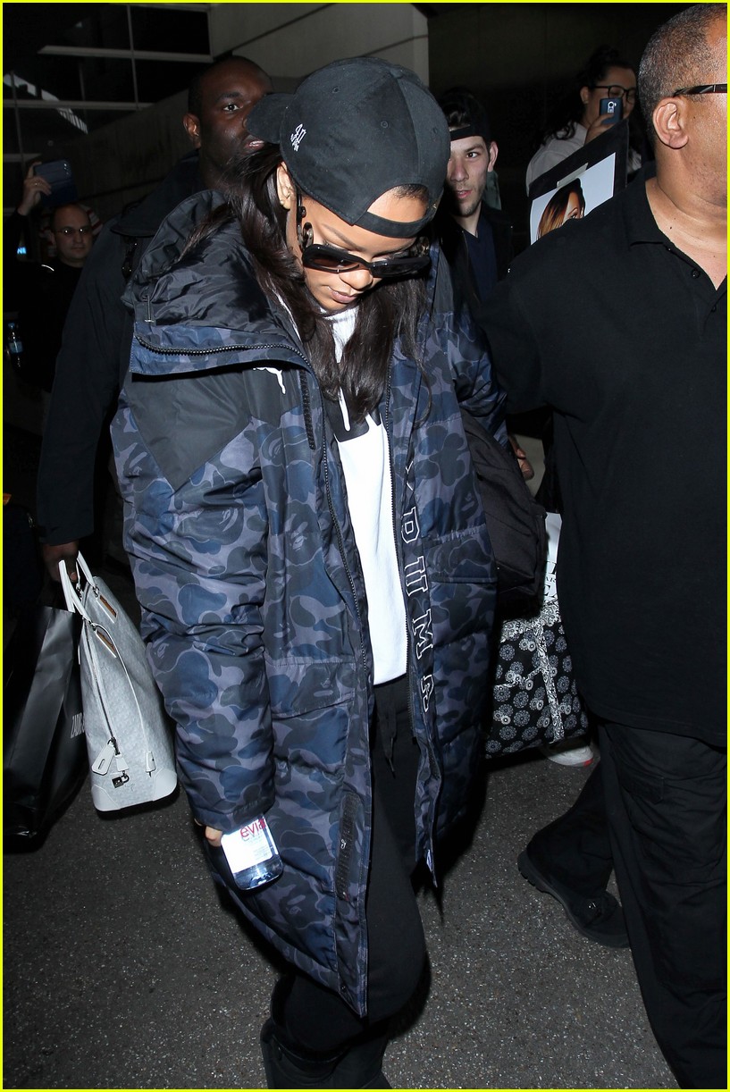 Kanye West No Longer Executive Producing Rihanna's 'Anti': Photo ...