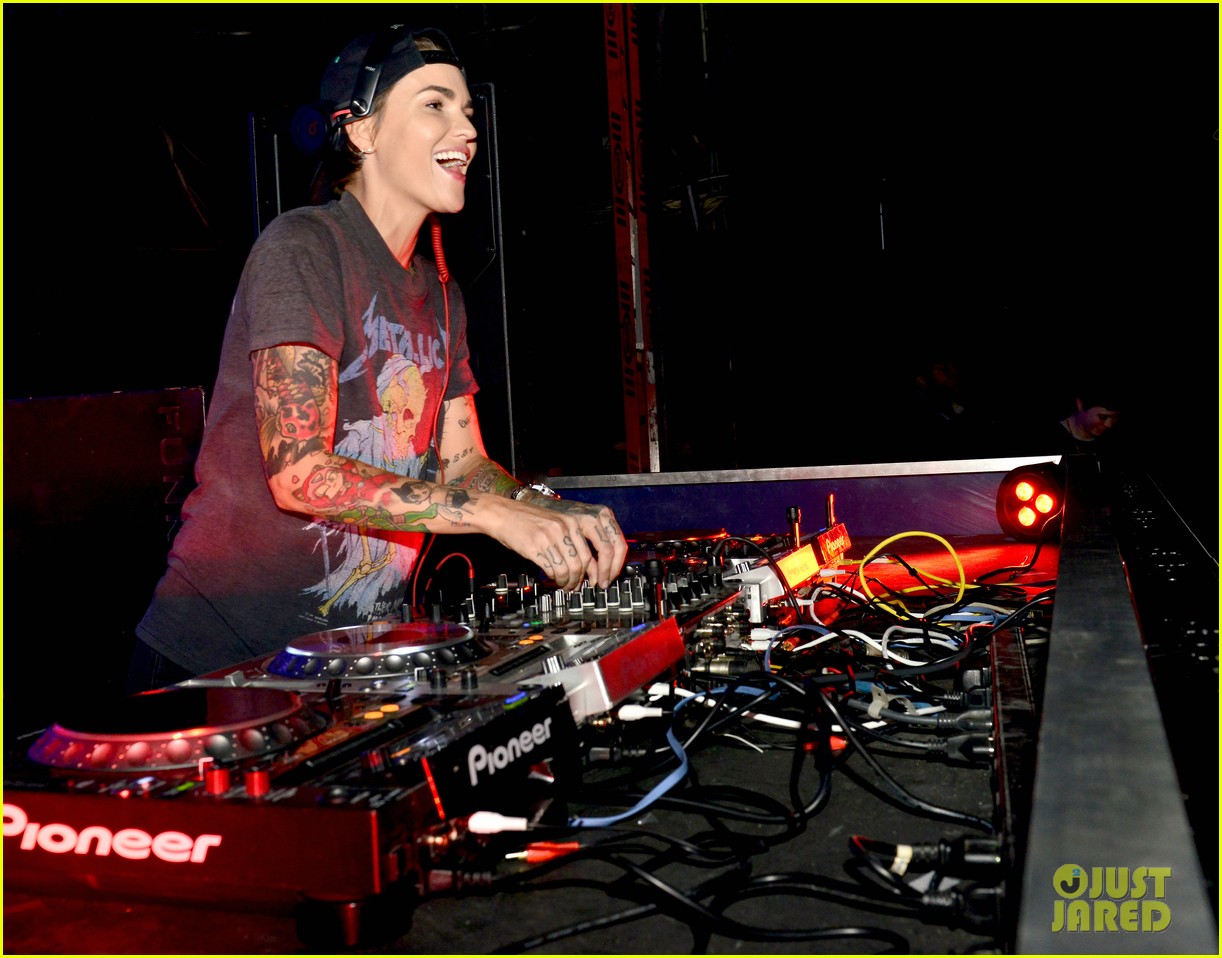 Ruby Rose Doesn't Know What She's Famous For: Photo 3550510 | Pictures ...