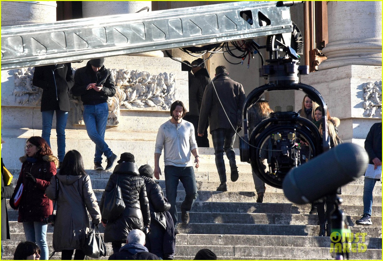 Keanu Reeves Lends His Voice to a Hilarious Video Starring Paul Rudd ...