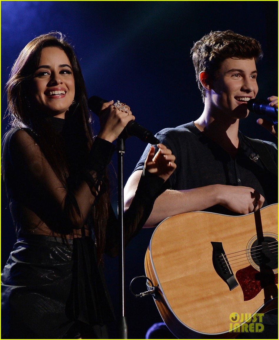 Shawn Mendes & Camila Cabello Perform on NYE 2016 (Video): Photo 3541635 | Pictures | Just Jared