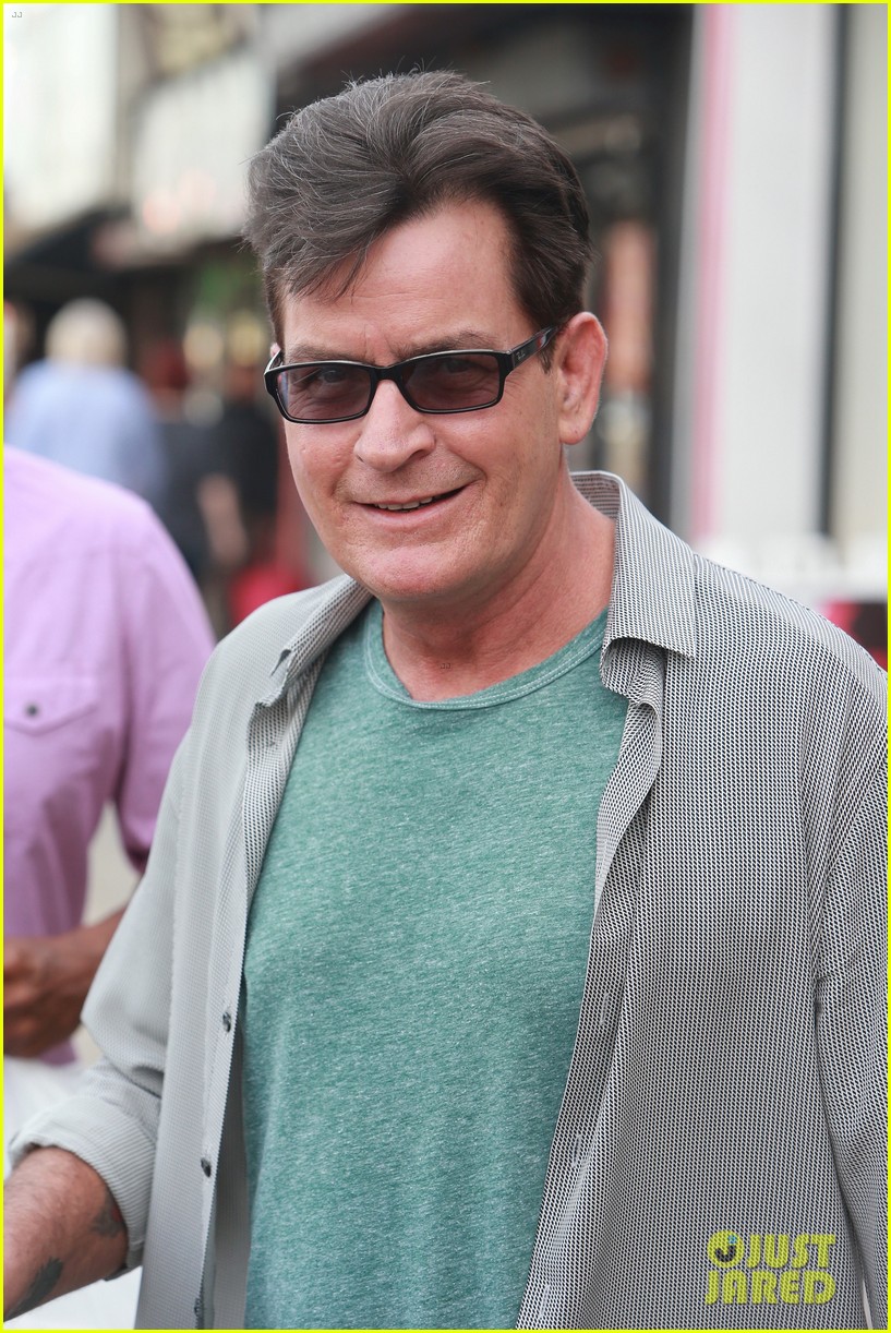 Charlie Sheen Says Too Much Partying Led to 'Manic Behavior': Photo ...