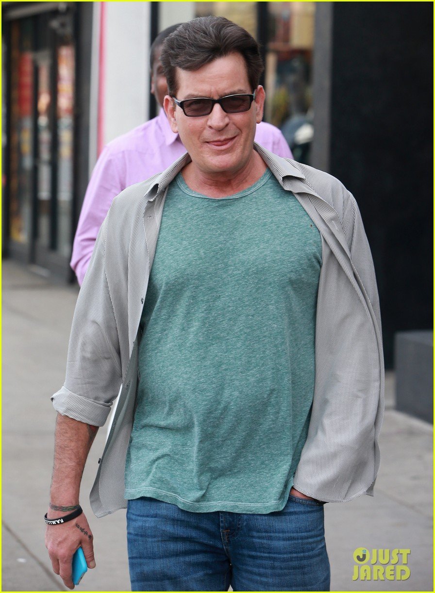 Charlie Sheen Says Too Much Partying Led to 'Manic Behavior': Photo ...