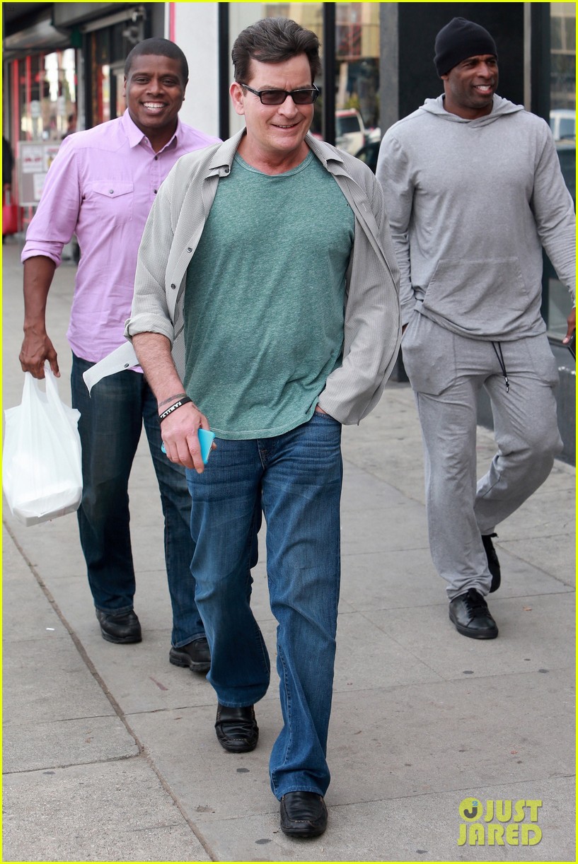 Charlie Sheen Says Too Much Partying Led to 'Manic Behavior': Photo ...