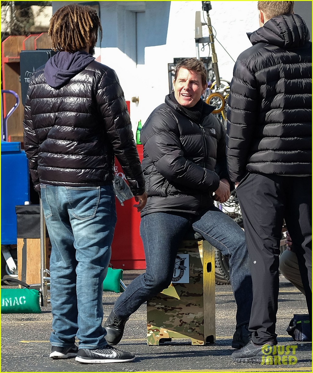 Tom Cruise Gets a Visit From Son Connor on 'Jack Reacher' Set!: Photo ...