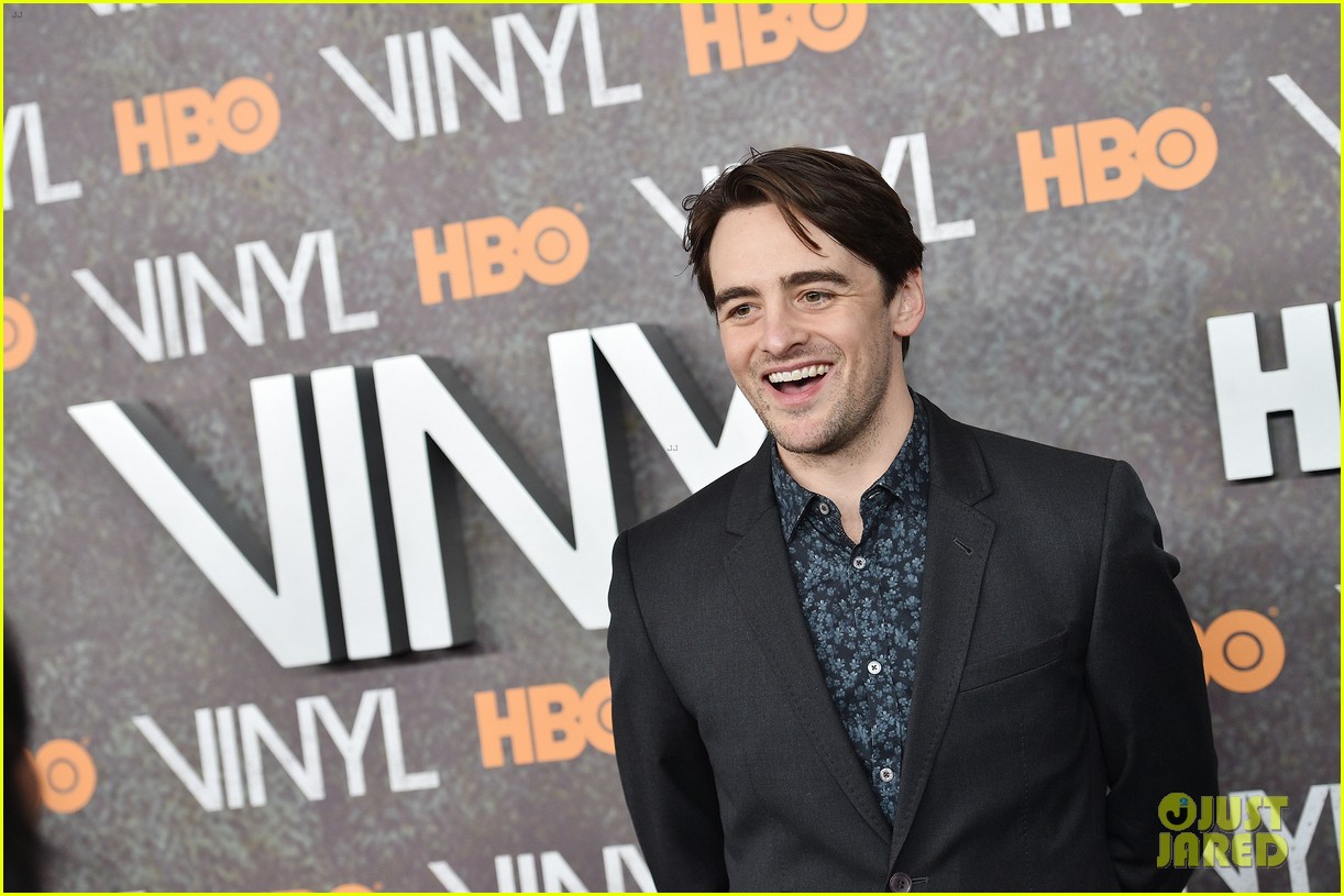 Olivia Wilde Juno Temple Bobby Cannavale Support Their Series Vinyl