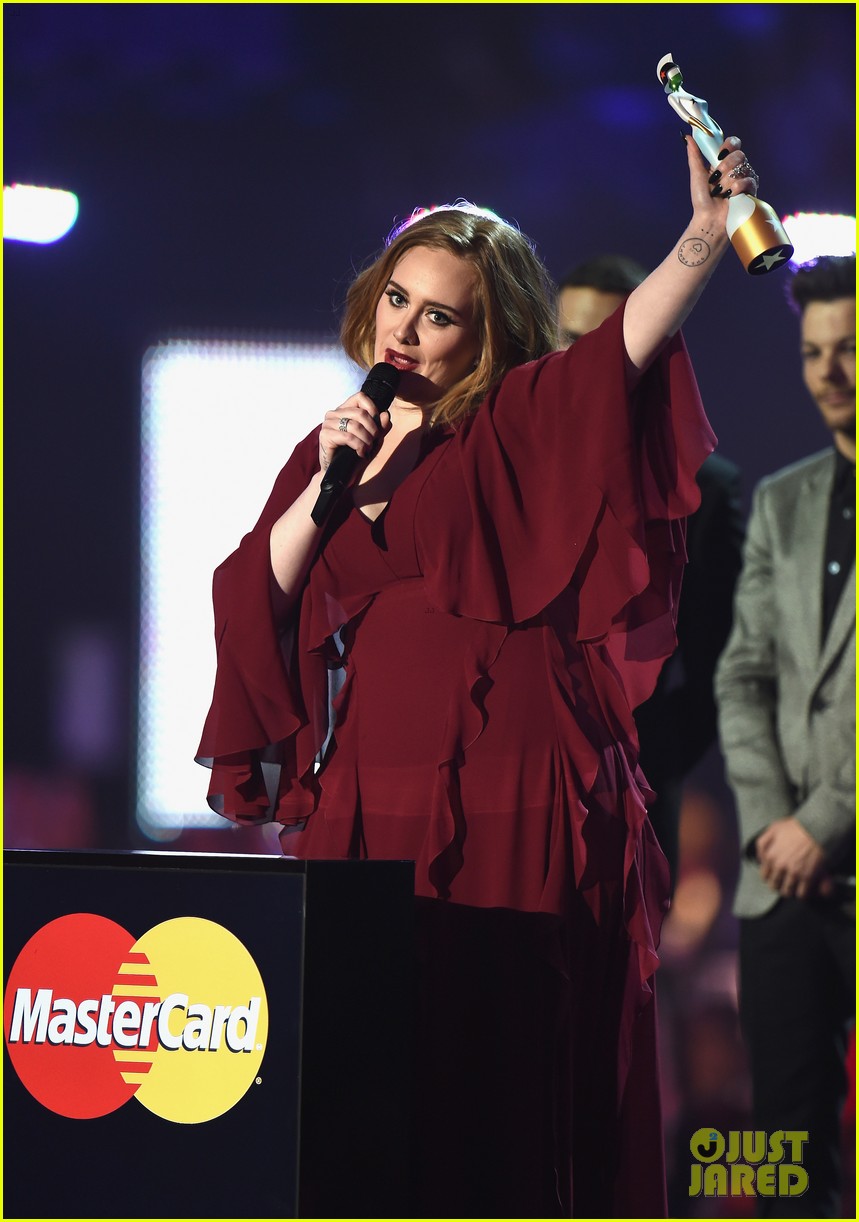Adele Cries & Curses Through BRIT Awards Speech (Video): Photo 3587784 ...