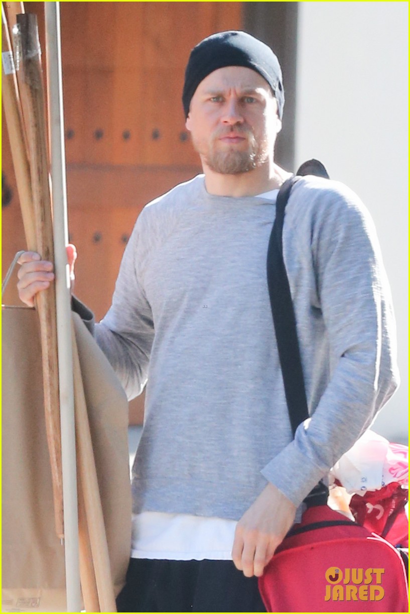Charlie Hunnam Buys Vintage Home in Hollywood Hills: Photo 3585061 ...
