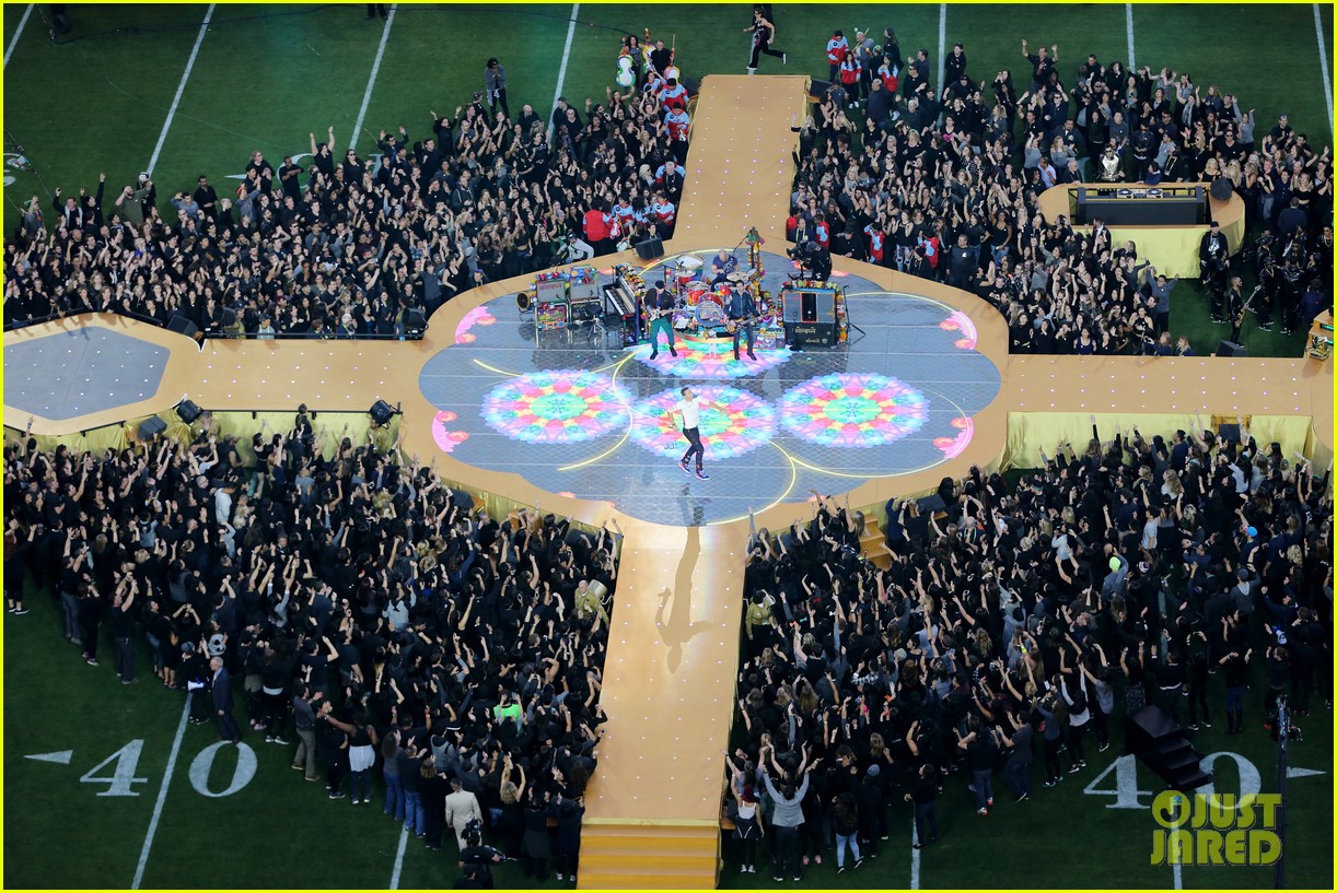 Coldplay: Super Bowl Halftime Show 2016 Video - WATCH NOW!: Photo ...