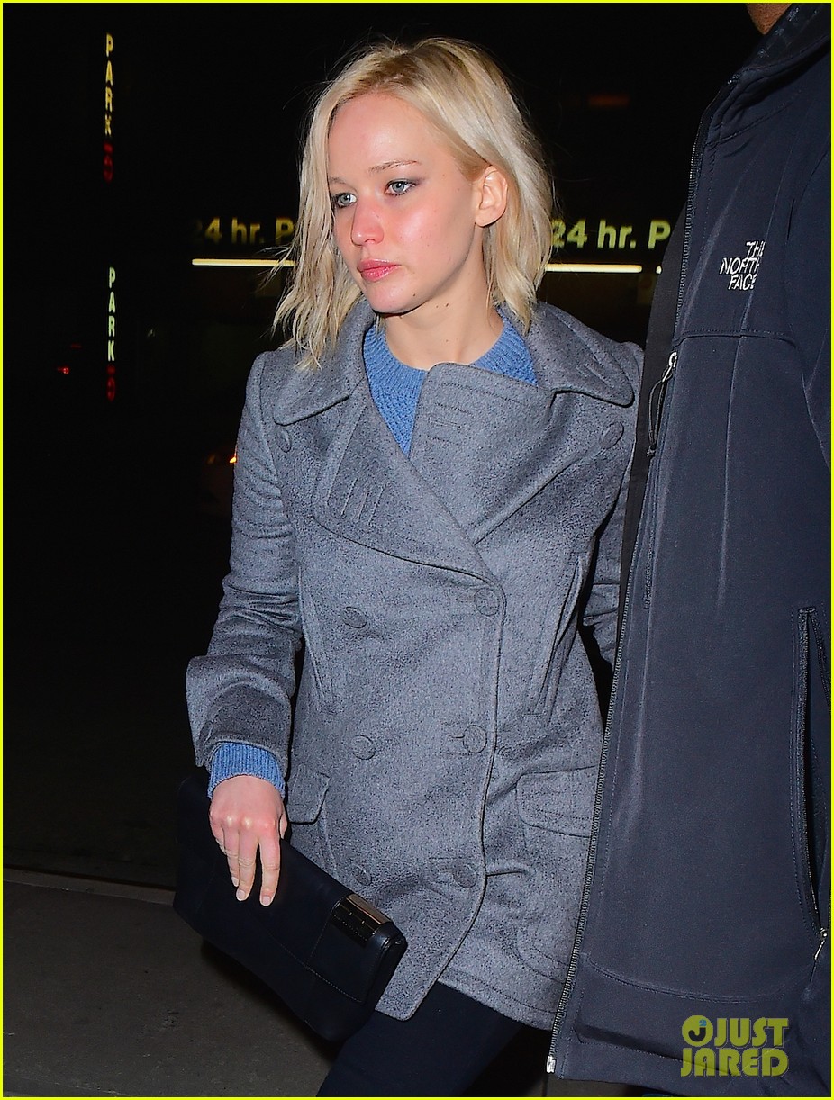 Photo: jennifer lawrence braves the cold in nyc 03 | Photo 3582208 ...
