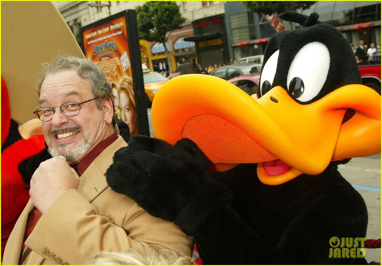 Famous Looney Tunes Voice Actor Joe Alaskey Dies at Age 63: Photo ...