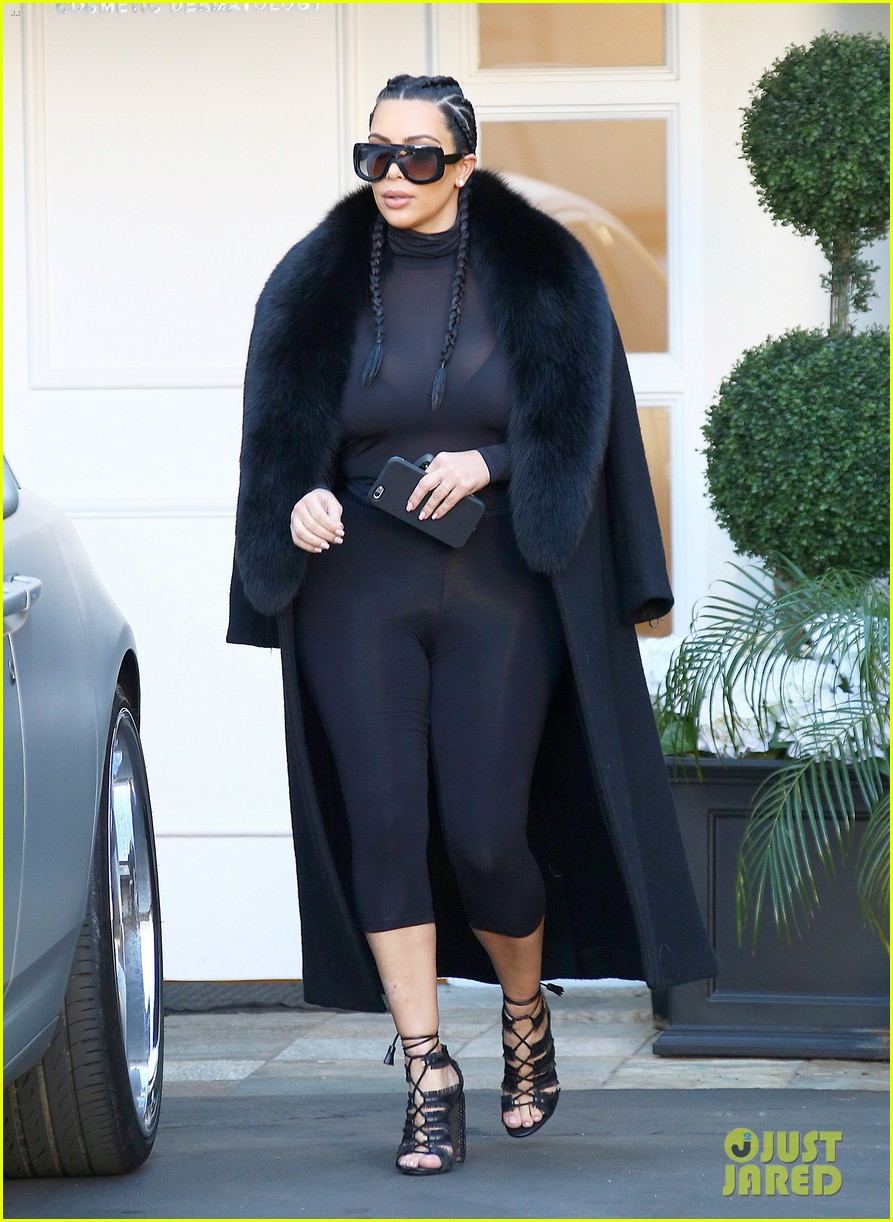 Kim Kardashian Is Digging a Lake in Her Backyard: Photo 3584153 | Kim ...