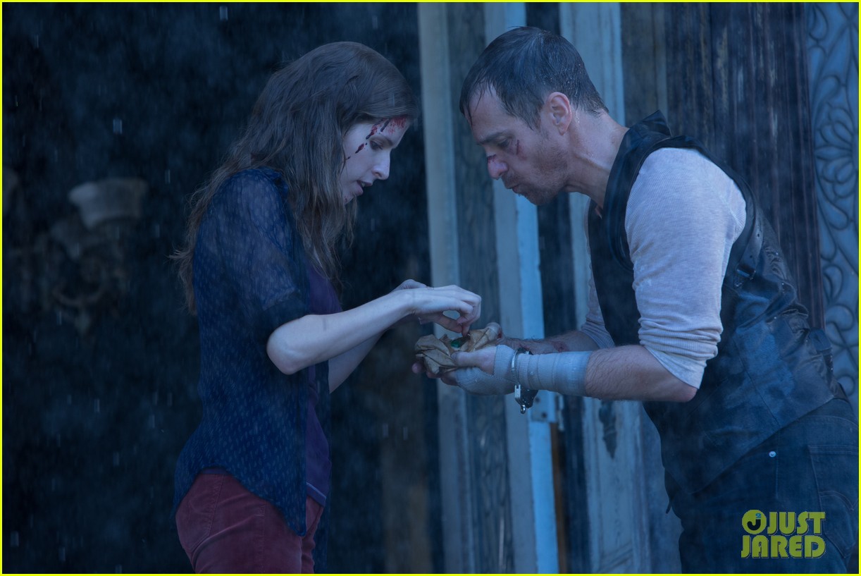 Anna Kendrick Falls in Love with an Assassin in 'Mr. Right' (Exclusive ...