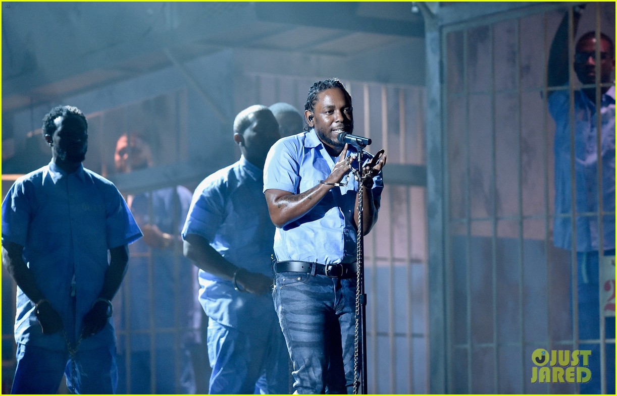 Kendrick Lamar's Grammys 2016 Performance: Photo 3579850 | Grammys ...