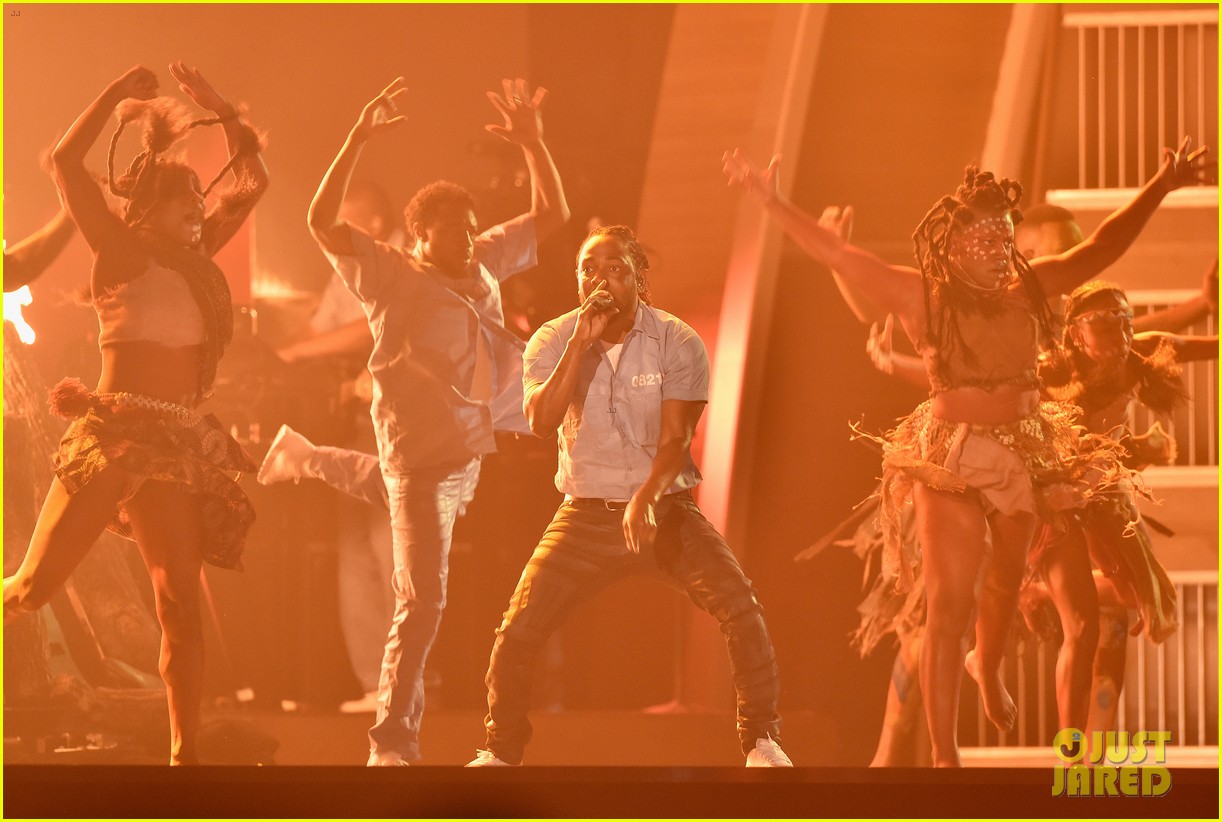 Kendrick Lamar's Grammys 2016 Performance: Photo 3579853 | Grammys ...