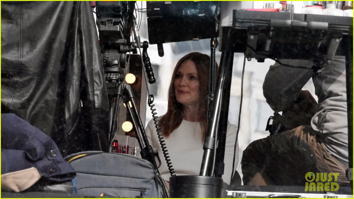 Julianne Moore Eyeing 'Kingsman 2' Villain Role!: Photo 3581705 ...