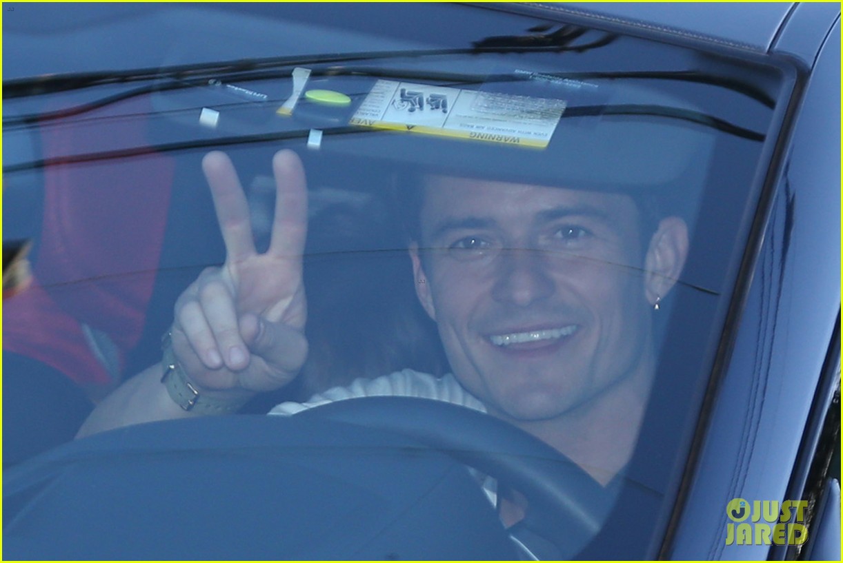 Katy Perry & Orlando Bloom Flaunt Lots of PDA in Hawaii (Video): Photo ...