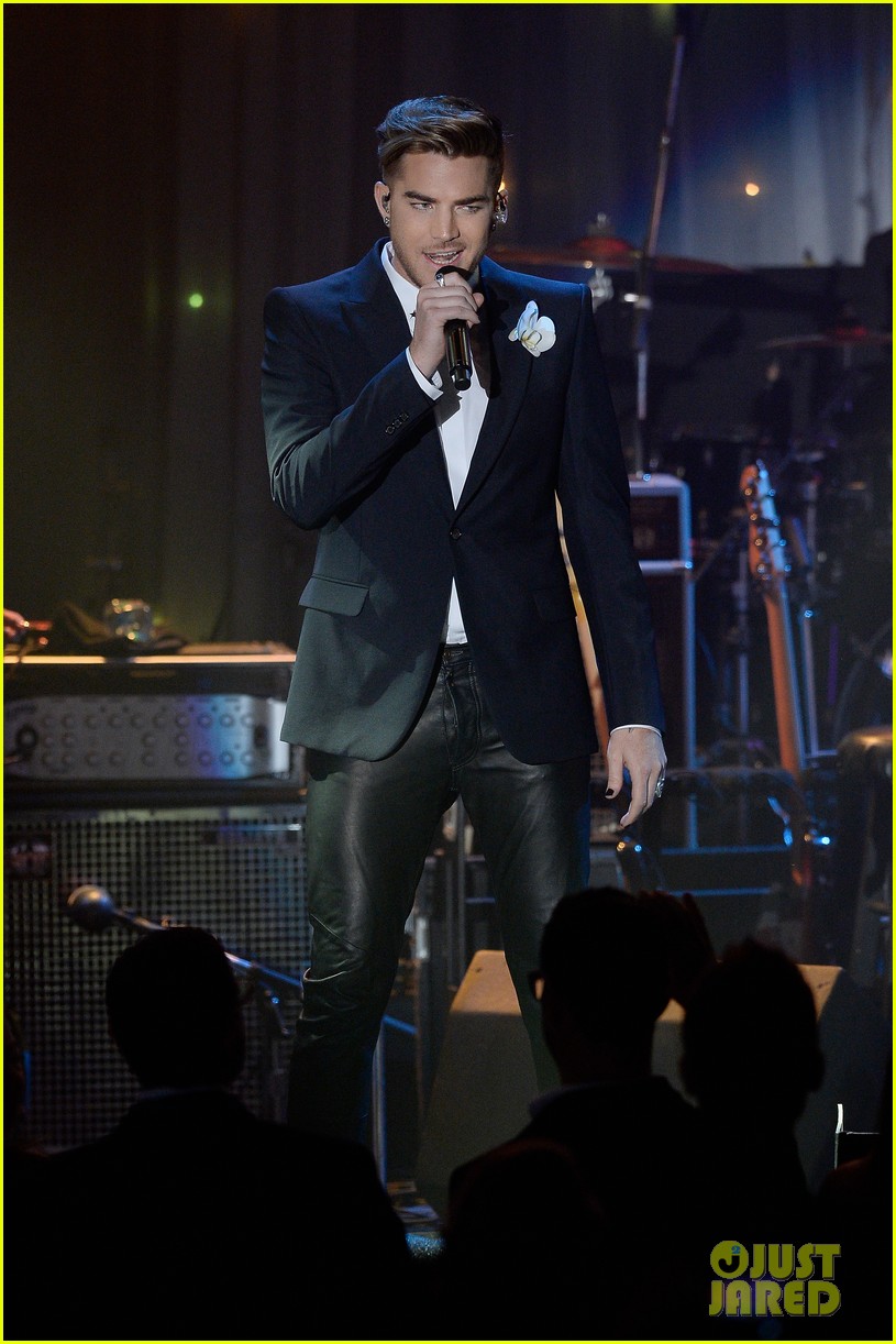 Lana Del Rey Watches Adam Lambert Perform David Bowie Tribute At Pre ...