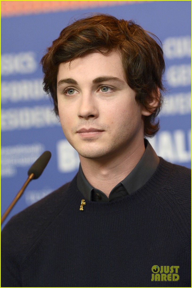 Sarah Gadon & Logan Lerman Step Out For 'Indignation' Photo Call in ...