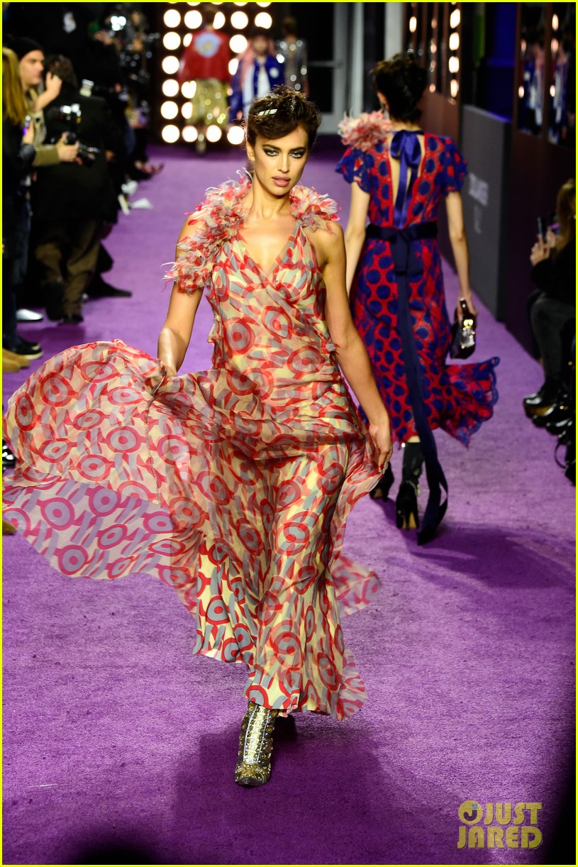 Irina Shayk Hits the Runway at 'Zoolander 2' NYC Premiere!: Photo ...