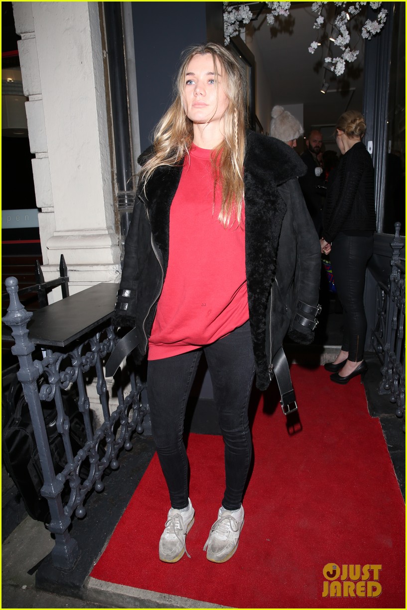 Lindsay Lohan Supports Tyler Shields at 'Decadence' Gallery: Photo ...