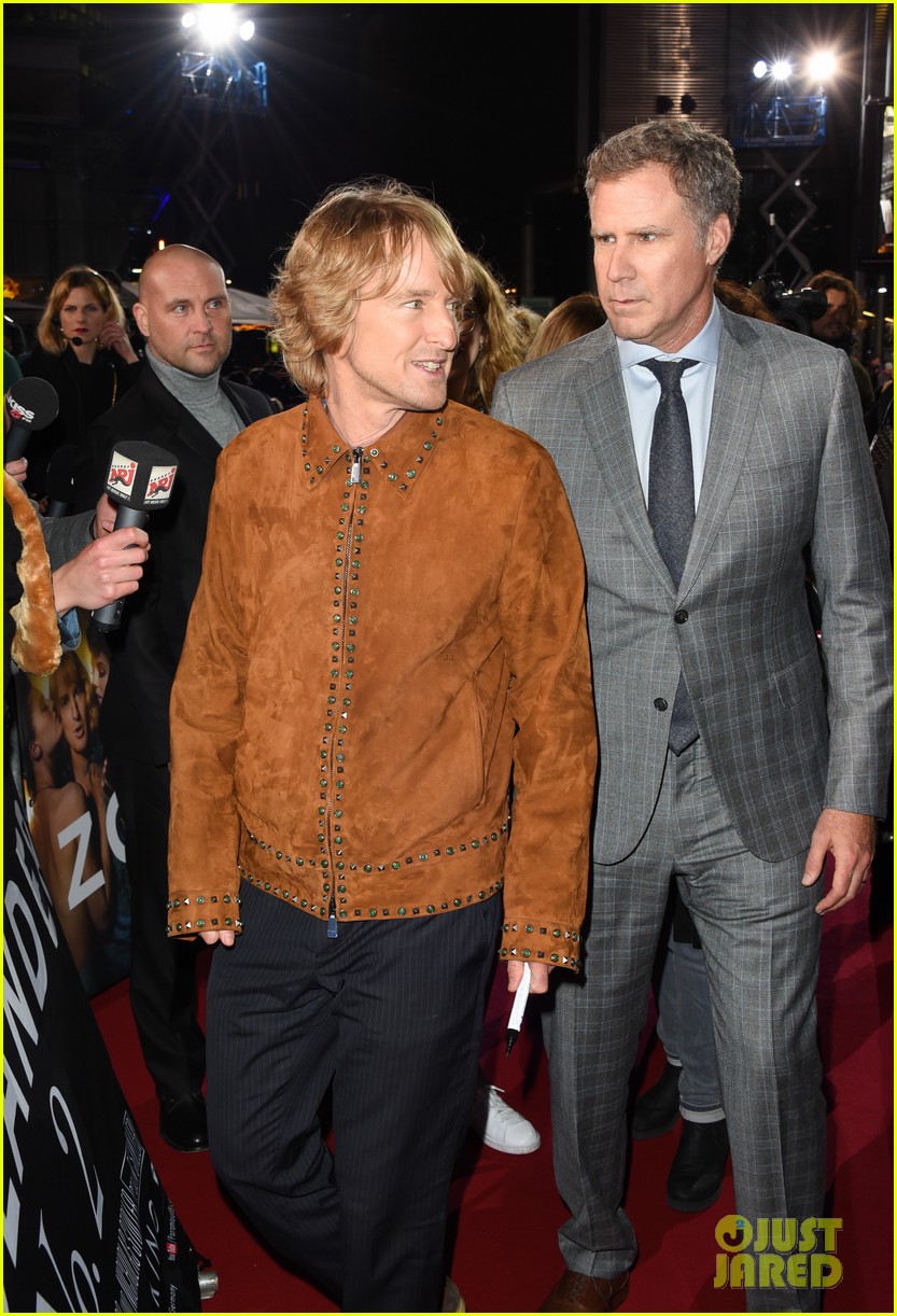 Kristen Wiig Reunties with 'Zoolander 2' Cast At Berlin Premiere ...