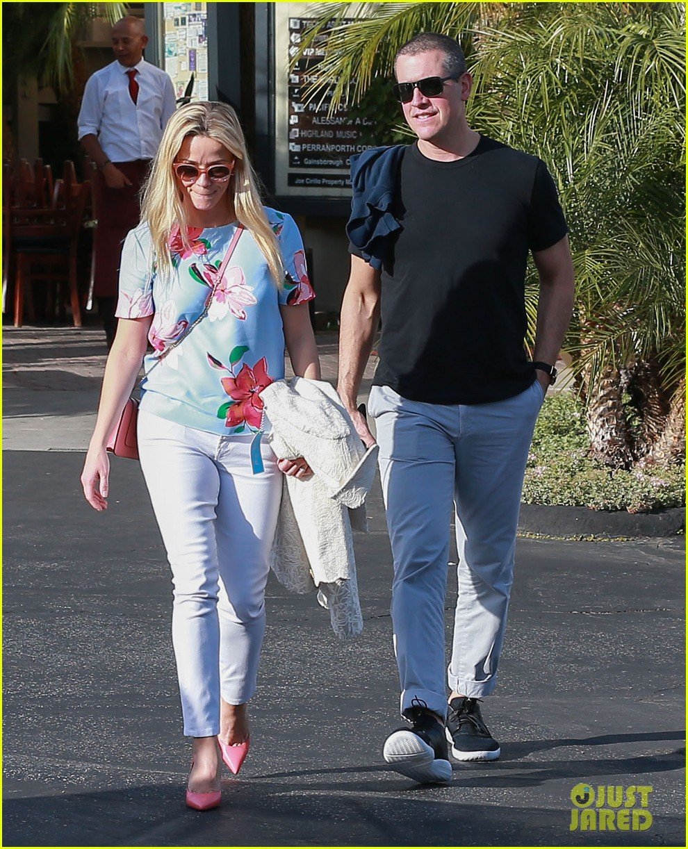 Reese Witherspoon & Jim Toth Celebrate Valentine's Day at Romantic ...