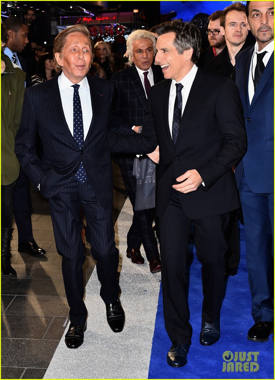 Ben Stiller Sets Longest Selfie Stick Record at 'Zoolander 2' London ...