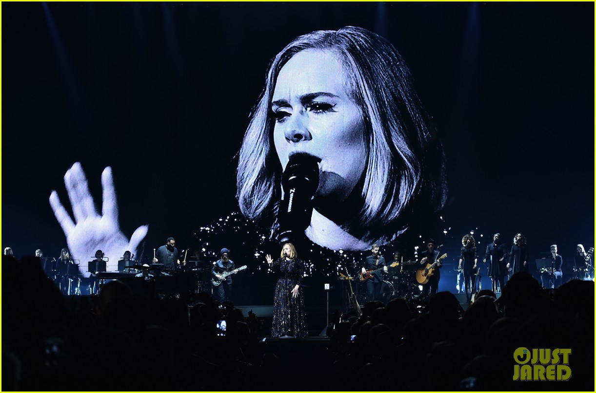 Adele's '25' Opening Night Tour Videos - Watch Now!: Photo 3594589 ...