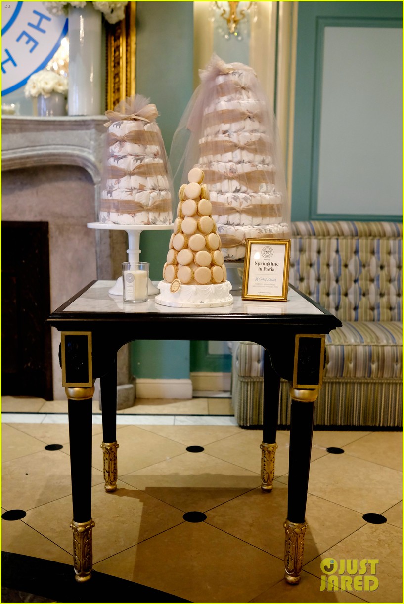 Jessica Alba Shows Off Her Killer Muscles in Gym Selfie: Photo 3601554 ...