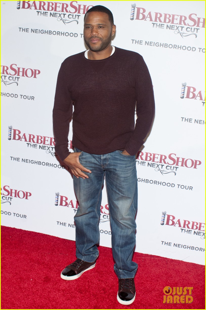 Ice Cube, Common & Regina Hall Bring 'Barbershop 3: The Next Cut' To ...