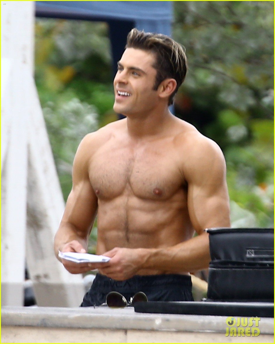 Zac Efron Goes Shirtless for Tarzan-Like 'Baywatch' Moment!: Photo ...