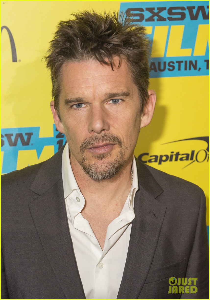 Ethan Hawke Talks 'In a Valley of Violence' at SXSW in Austin: Photo ...