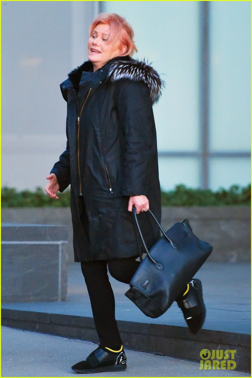 Photo Hugh Jackman Wife Deborra Lee Furness Date Night Nyc 11 Photo 3603545 Just Jared photo-hugh-jackman-wife-deborra-lee-furness-date-night-nyc-11-photo-3603545-just-jared