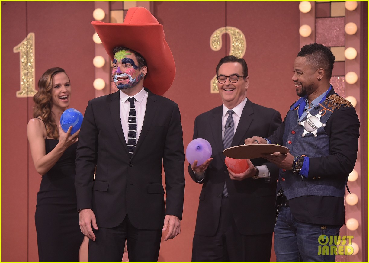 Jennifer Garner Plays 'Truth or Door' on 'Fallon Tonight' (Video ...