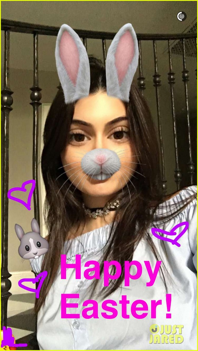 Kardashians Share Easter Snapchats From Their Fun-Filled Sunday!: Photo ...