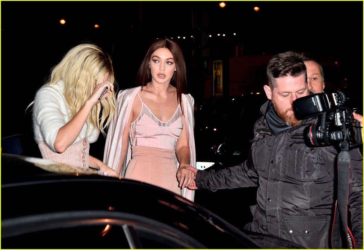 Kendall Jenner Fights Back Against Pushy Photographer After Balmain ...